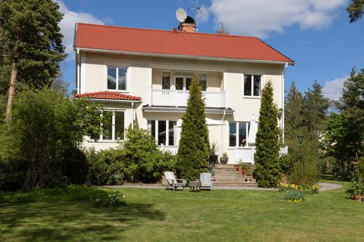 Luxusimmobilien in Schweden zu verkaufen - Renommierte Villen und ...