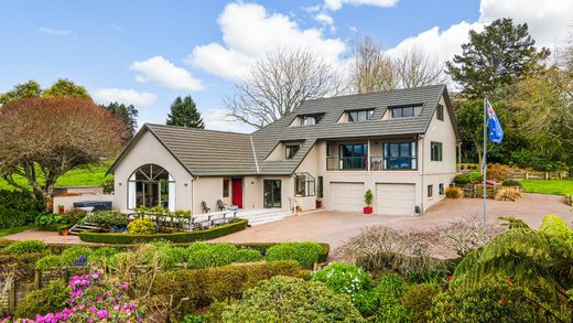 Luxury homes for sale in the province of Rotorua District ...