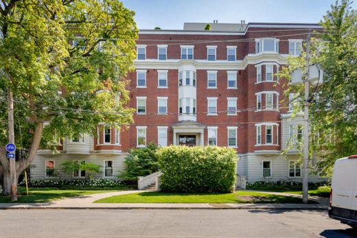 Toronto: Villas and Luxury Homes for sale - Prestigious Properties in ...