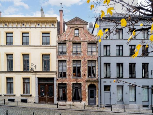 Brussels: Villas and Luxury Homes for sale - Prestigious Properties in ...