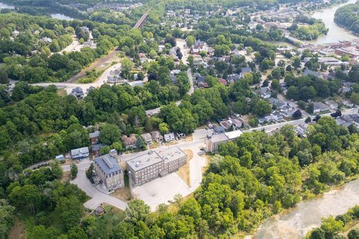 Luxury Flat for sale in Brant, Ontario - 131986969 - LuxuryEstate.com