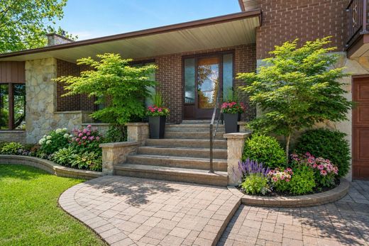 À venda Casa, Notre-Dame-de-l'Île-Perrot, Canadá - 132691671 ...