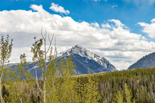 Casa adosada en venta Silverthorne, Colorado - 132660122 - LuxuryEstate.com