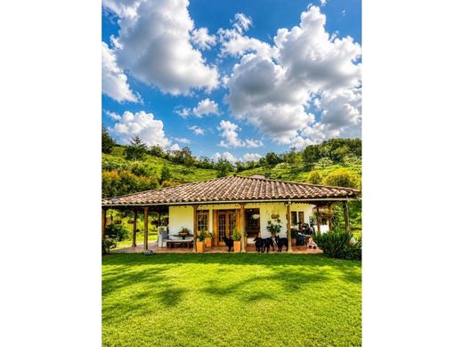 Prestigieuse propriété de Campagne en vente à El Peñol, Colombie ...