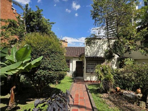 Terreno / Solar - Envigado, Colombia - 132703750 - LuxuryEstate.com