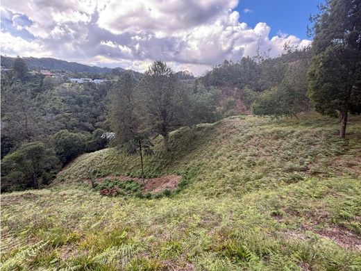Terreno - Envigado, Departamento de Antioquia - 132697422 ...