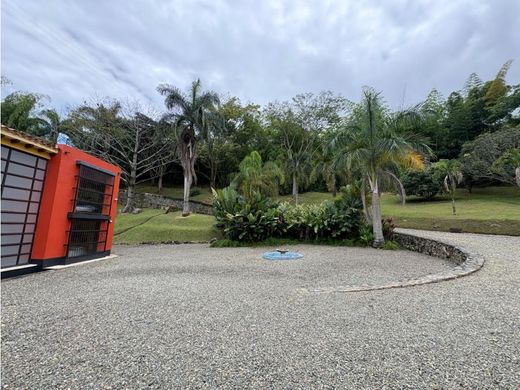Dom przy gospodarstwie na sprzedaż - Amagá, Departamento de Antioquia ...