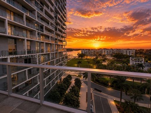 Luxury apartment complex for rent in Sunrise, United States - 132684949 ...