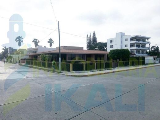 Michoacán Luxury Homes and Prestigious Properties for sale in Michoacán ...