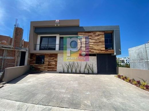 Morelia: Villas and Luxury Homes for sale - Prestigious Properties in ...