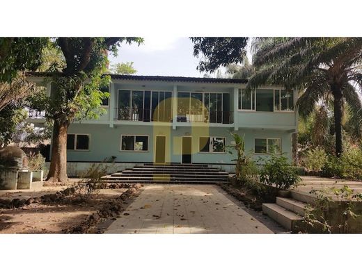 Luxury Homes Guinea-Bissau for sale - Prestigious Villas and Apartments ...