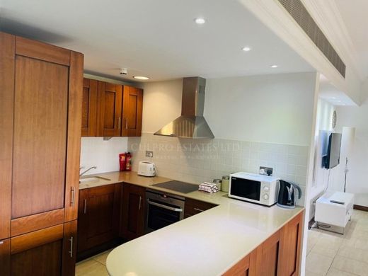 Luxus-Apartment mit 2 Zimmer zu vermieten in Aphrodite Hills, Zypern ...