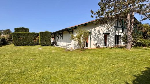 Lège-Cap-Ferret, Nouvelle-Aquitaine, 245 m2, satılık Prestijli yeni ...