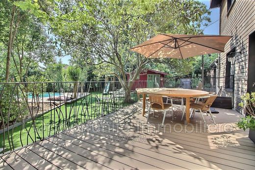 Exclusiva Villa / Chalet de 160 m2 en venta en Callian, Provenza-Alpes ...