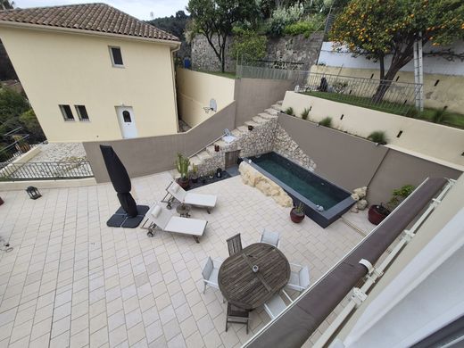 À venda Luxuoso apartamento de 150 m2, Menton, Provence-Alpes-Côte d ...