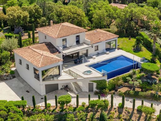 Sainte-Maxime: Villas and Luxury Homes for sale - Prestigious ...