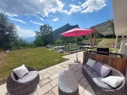 Luxury chalets and cottages for sale in the province of Conthey ...