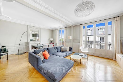 Daniel Féau - Boulogne, Boulogne-Billancourt | LuxuryEstate.com