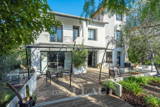 Daniel Féau Provence - Marseille & Littoral, Marseille | LuxuryEstate.com