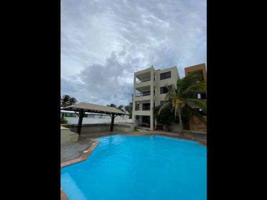 Progreso: Villas and Luxury Homes for sale - Prestigious Properties in ...