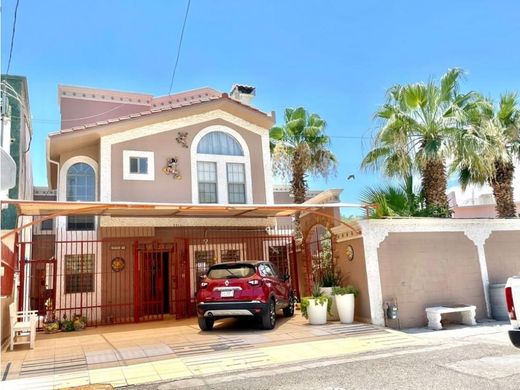 Ciudad Juárez: Villas and Luxury Homes for sale - Prestigious ...