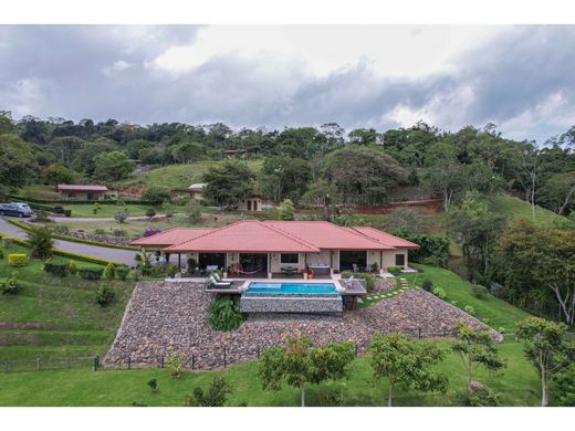 venta casas de lujo en Provincia San Ramón - Propiedades exclusivas ...