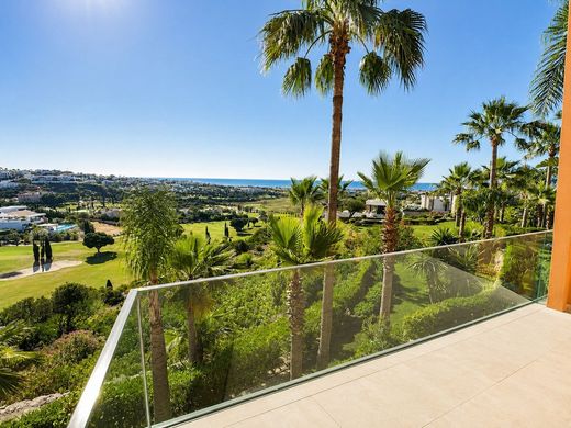 Piso de lujo en venta en Los Flamingos, Marbella, Andalucía - 132703007 ...