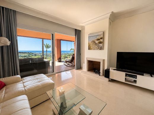 Piso de lujo en venta en Los Flamingos, Marbella, Andalucía - 132703007 ...