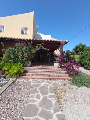 Prestigiosa Casa Indipendente di 254 mq in vendita San Juan de Alicante ...