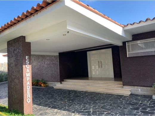 Caracas: Villas and Luxury Homes for sale - Prestigious Properties in ...