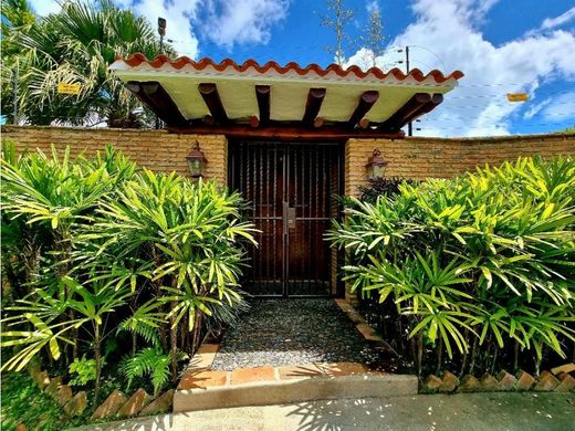 Luxury Homes Venezuela for sale - Prestigious Villas and Apartments in ...