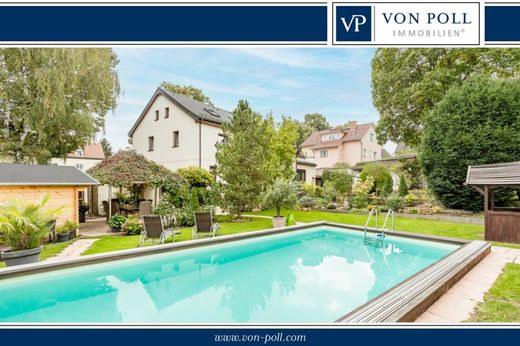 Luxury homes for sale in Land Berlin - LuxuryEstate.com